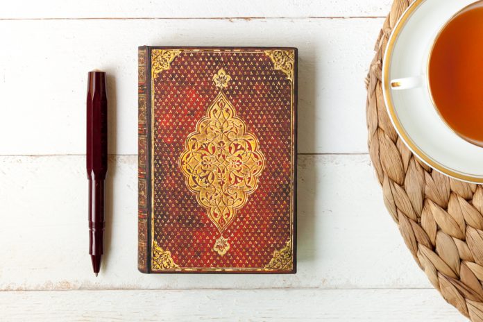 Dive into a Field of Clover with Golden Trefoil | Endpaper: The ...