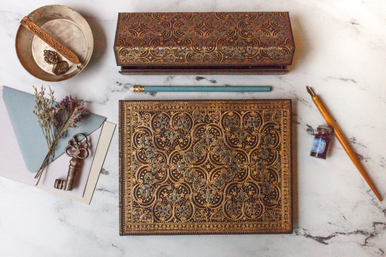 Celebrate the Golden Age of English Bookbinding with The Queen’s ...